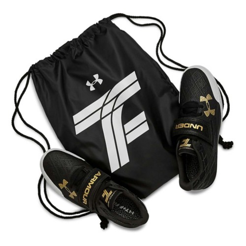 Men's Under Armour Centric Grip Throwing Shoes