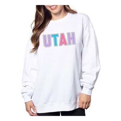 Chicka-D Women's Utah Utes Metal Outline Crew | SCHEELS.com