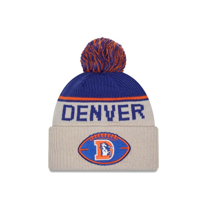 New Era Denver Broncos 2024 Sideline Historic Beanie