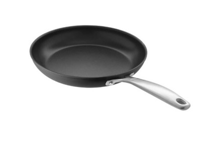 OXO Good Grips 12 in Hard-Anodized Ceramic Nonstick Frying Pan ...