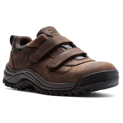 Men's Propet Cliff Walker Low Shoes | SCHEELS.com