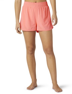 Women's Beyond Yoga Stretch Woven In Stride Lined Shorts | SCHEELS.com